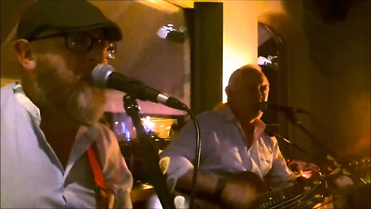 Ingram Brothers live acoustic medley - YouTube