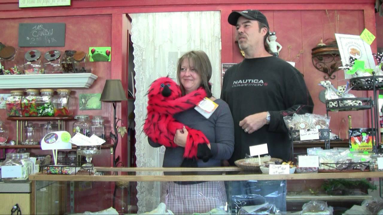 CHOCOLATE CANDY THE CHOCOLATE FROG WALDPORT OREGON - YouTube