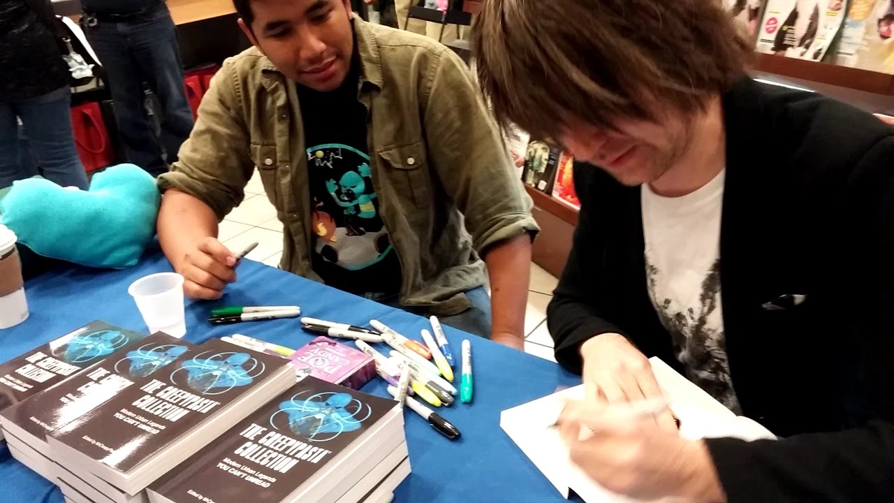 Meeting MrCreepyPasta & Myuuji Book Signing - YouTube
