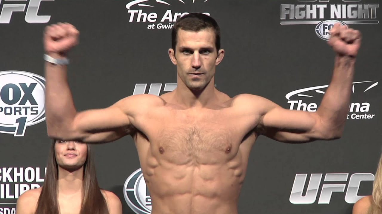 Fight Night Atlanta: Weigh-in Highlight - YouTube