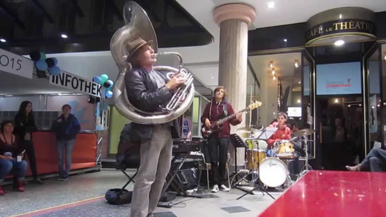 Surprising Tuba: David Silverman from Simpsons jamming at ITFS 2015 ...