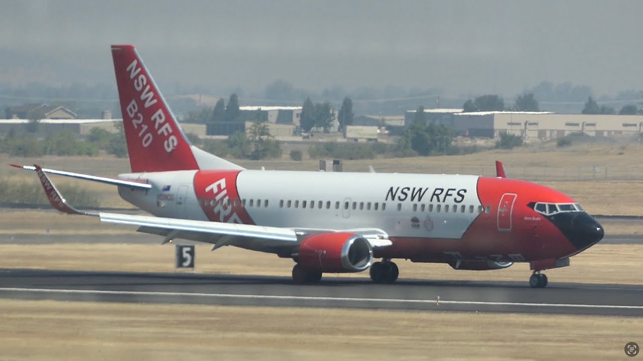 New South Wales Rural Fire Service [Tanker 210] B737-300 [N138CG ...