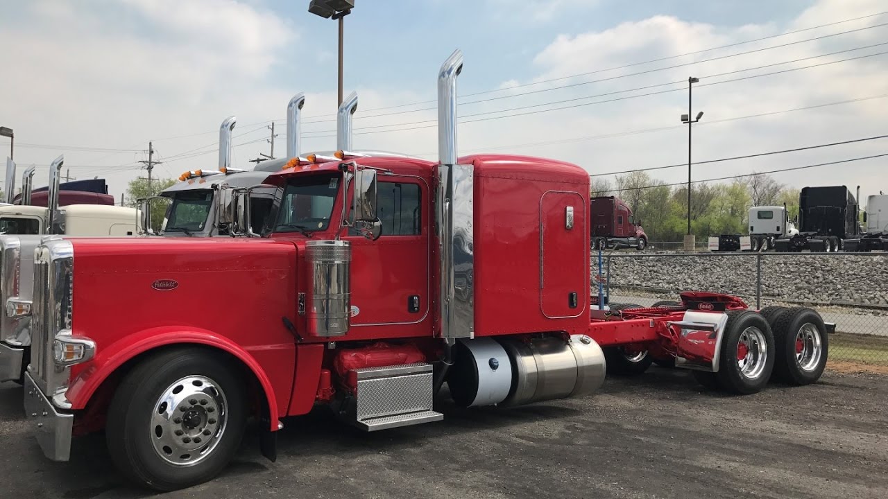 Quick shop tour of new 2018 Peterbilt 389's getting customized. - YouTube