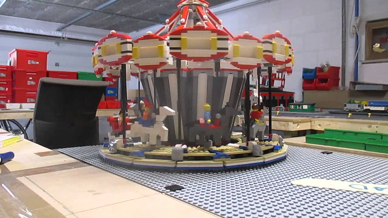 LEGO CAROSEL 10196 - YouTube