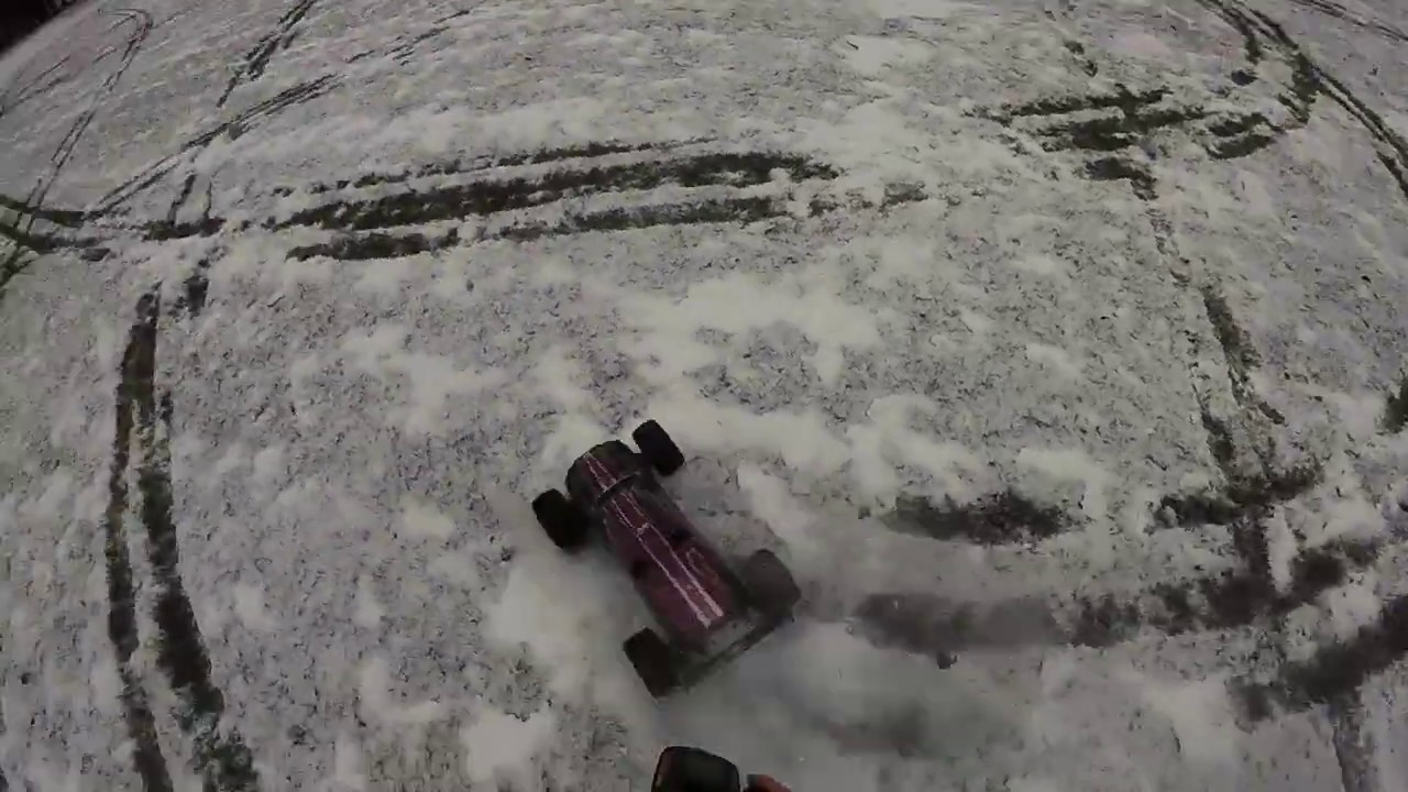 Redcat Racing Shredder V2 Snow Bash - YouTube