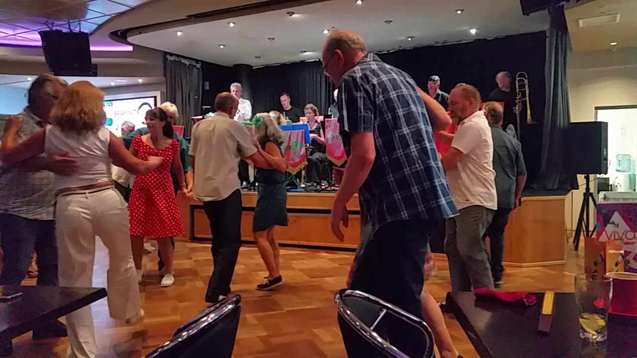 Roy Morris & the Mango Jam Big Band - All I ever Do is Dream of You ...
