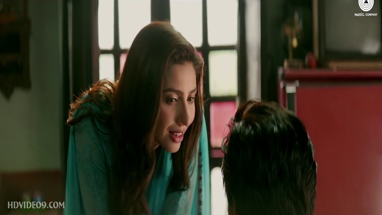 Zaalima video song Raees movie - YouTube