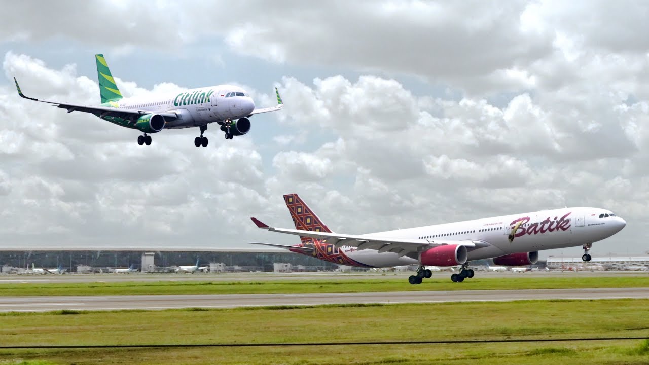 KALO LIHAT INI BATIK AIR VS CITILINK KEREN MANA? #markaspesawat # ...
