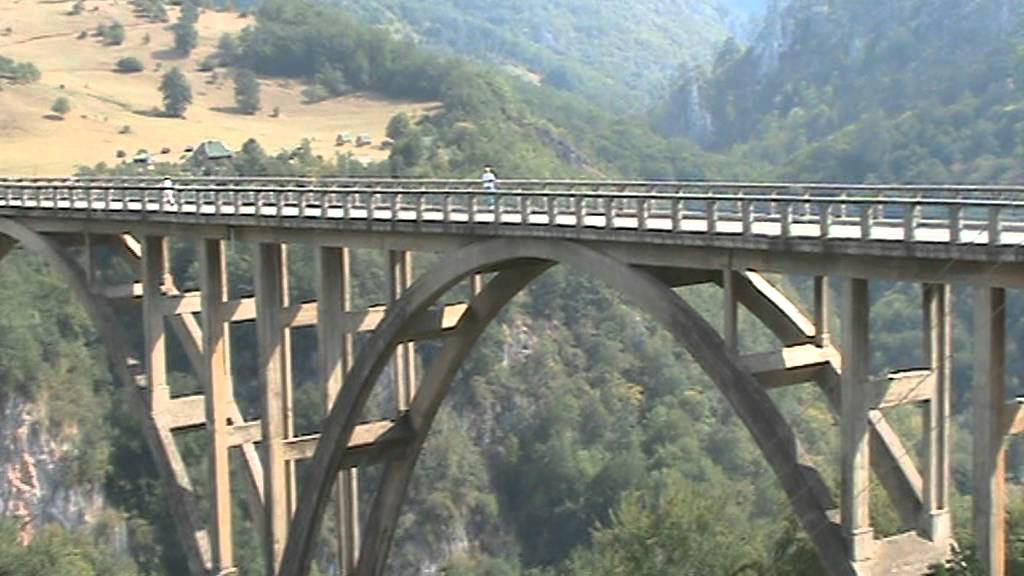 Djurdjevica Tara most - YouTube