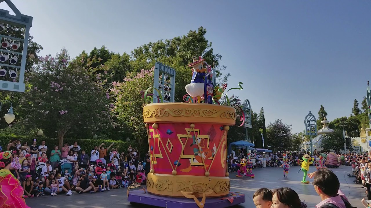 Soundsational parade - YouTube