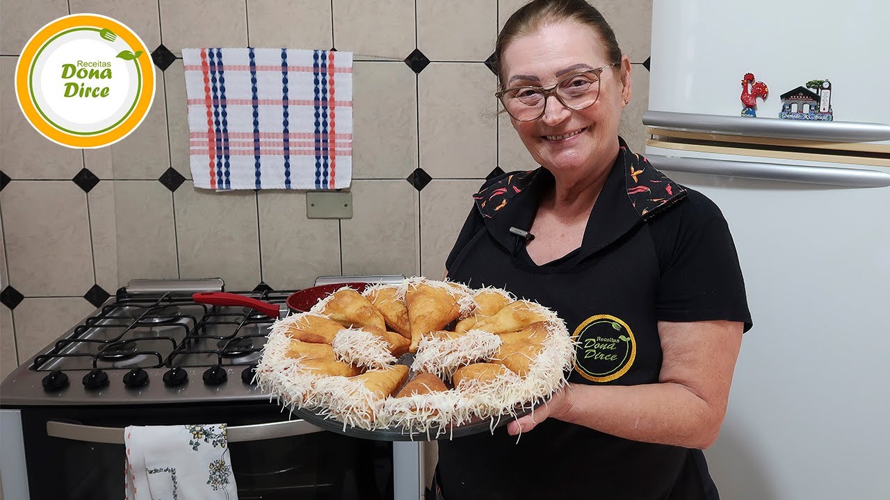 PÃO FRITO RECHEADO COM FRANGO CREMOSO | PÃO CASEIRO FRITO FÁCIL E ...