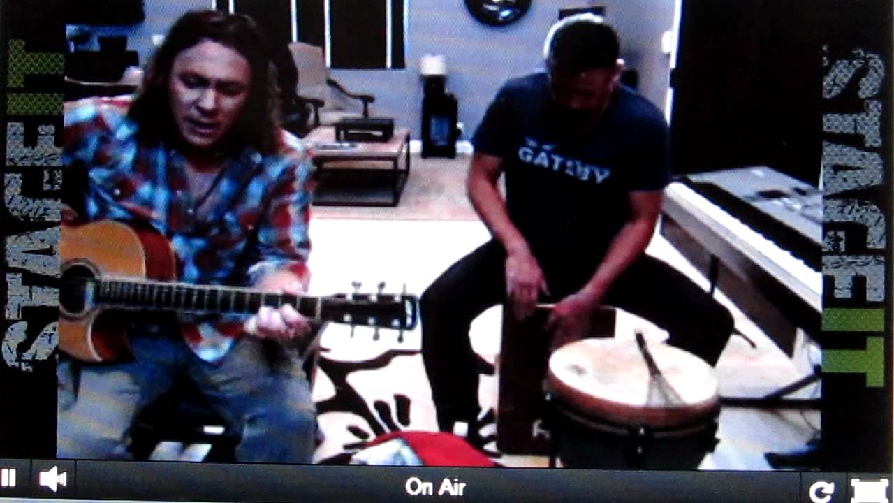 Steve Carlson Stage it concert (feat Jensen Ackles) - YouTube