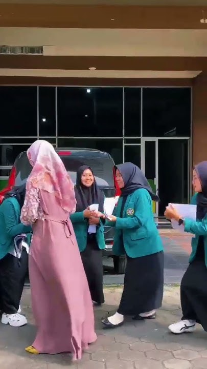 POV Selesai Sidang Sempro Skripsi #viralvideo #fyp #skripsi #sempro #mahasiswa - YouTube