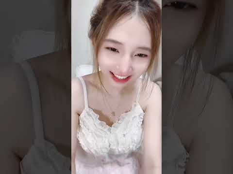 Stunning Bigo Live Queen 💅 Viral Girl Doing Her Nails 🔥 #periscope #live @MissMarii-i5e 