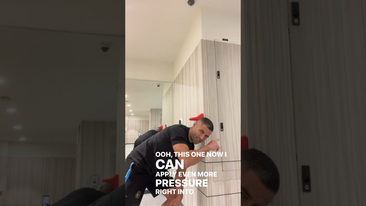 How To Massage Tight Traps With The Pso-Rite and A Wall - YouTube