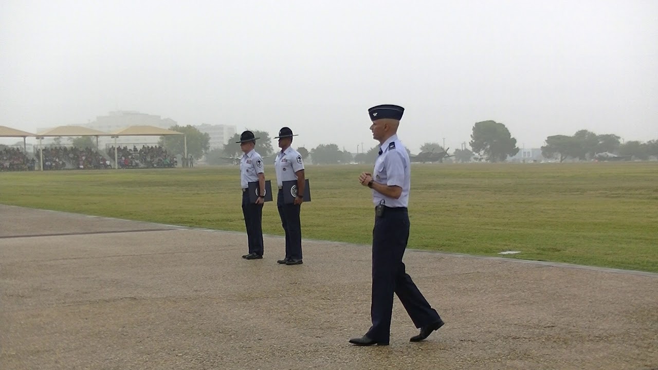 Air Force Basic Military Training Parade, 3 Nov 2017 (Official) - YouTube