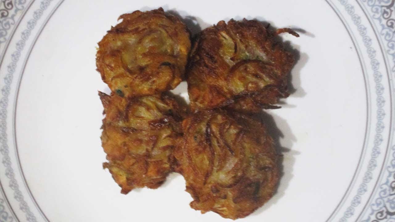 Onion Chickpea Flour Fritters / Dinner Recipes / Veg Recipes / Onion ...