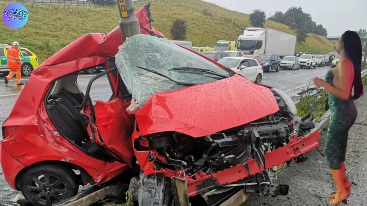 86 SHOCKING Car Crashes Moments Compilation - YouTube