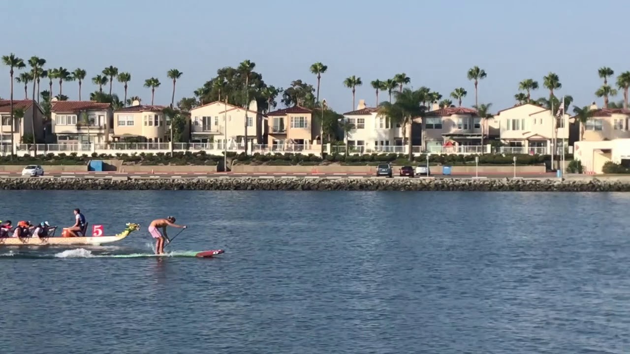 20 to 1: Dragonboat VS Stand Up Paddler Noa Hopper - YouTube