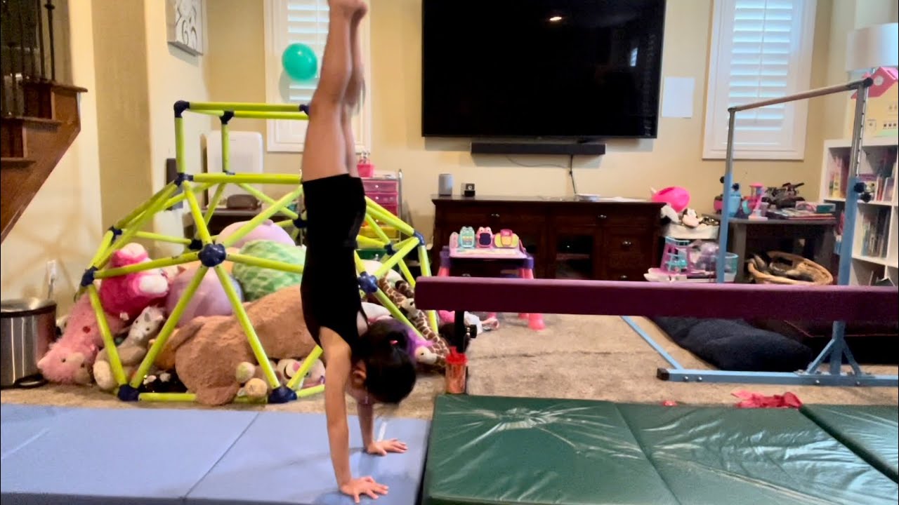 How To Do a Handstand - YouTube