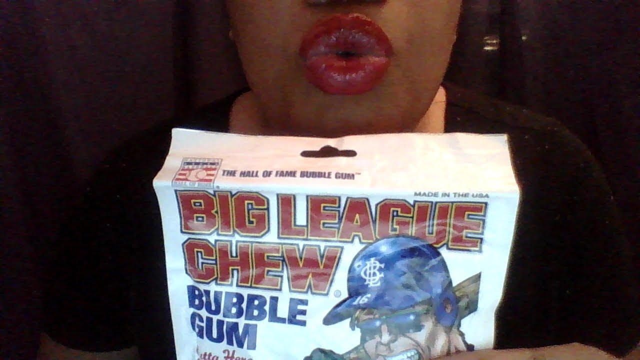 💋 (ASMR) CHEWING & SMACKING ON GUM 💋 - YouTube