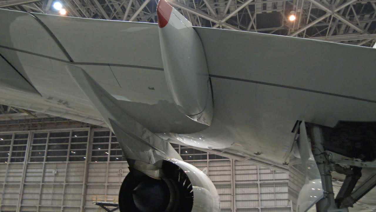 Airbus A350-900 main wing / エアバスA350 XWB 主翼 - YouTube