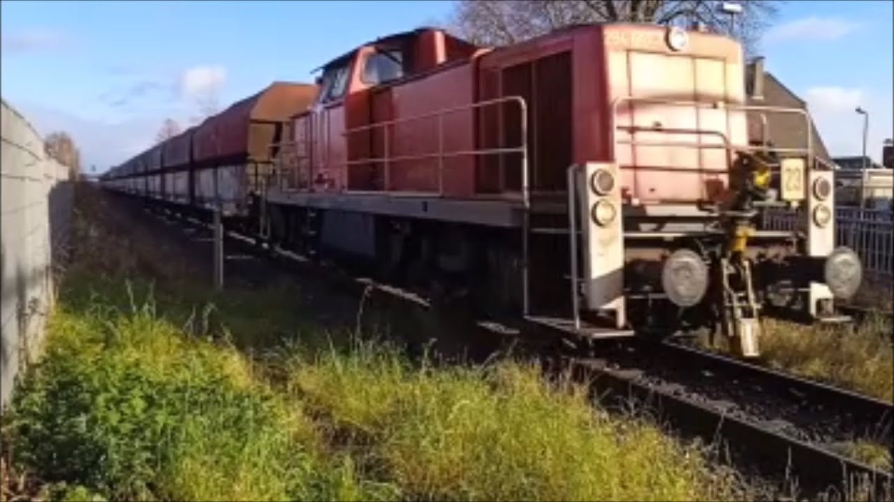 DB Br 264 with coal hopper cars passing through Kappellen-Wevelinghoven - YouTube