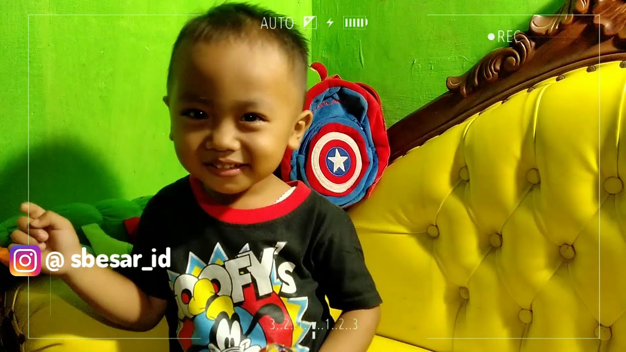 ATTA Pertama Kali Makan Saos Sambal | ATTA KIDS - YouTube