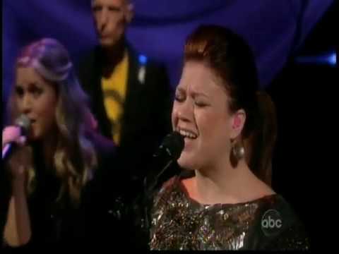 Kelly Clarkson The View Interview & Already Gone Live 08 10 09 - YouTube