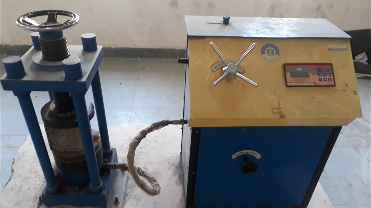 Compressive strength test of concrete cube procedure by CTM ...