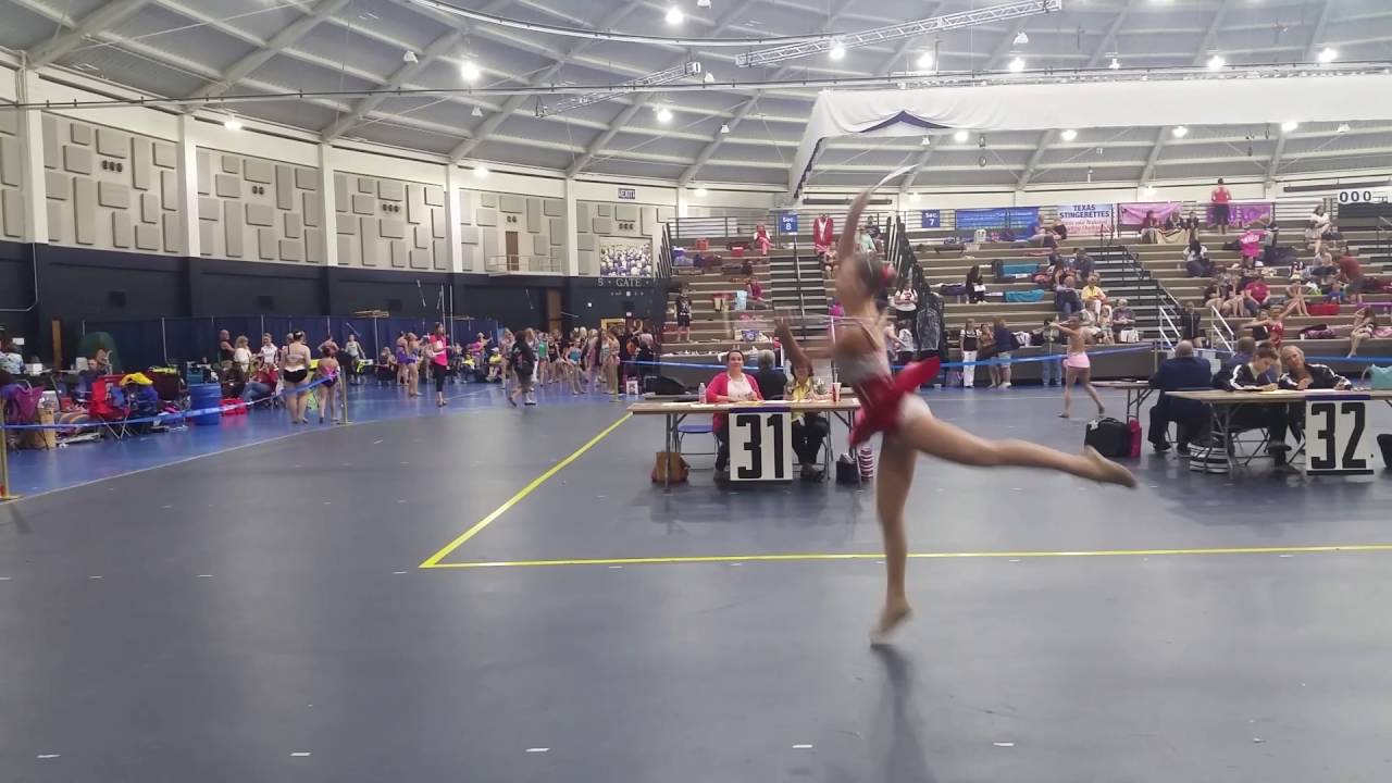 3 baton routine ayop - YouTube