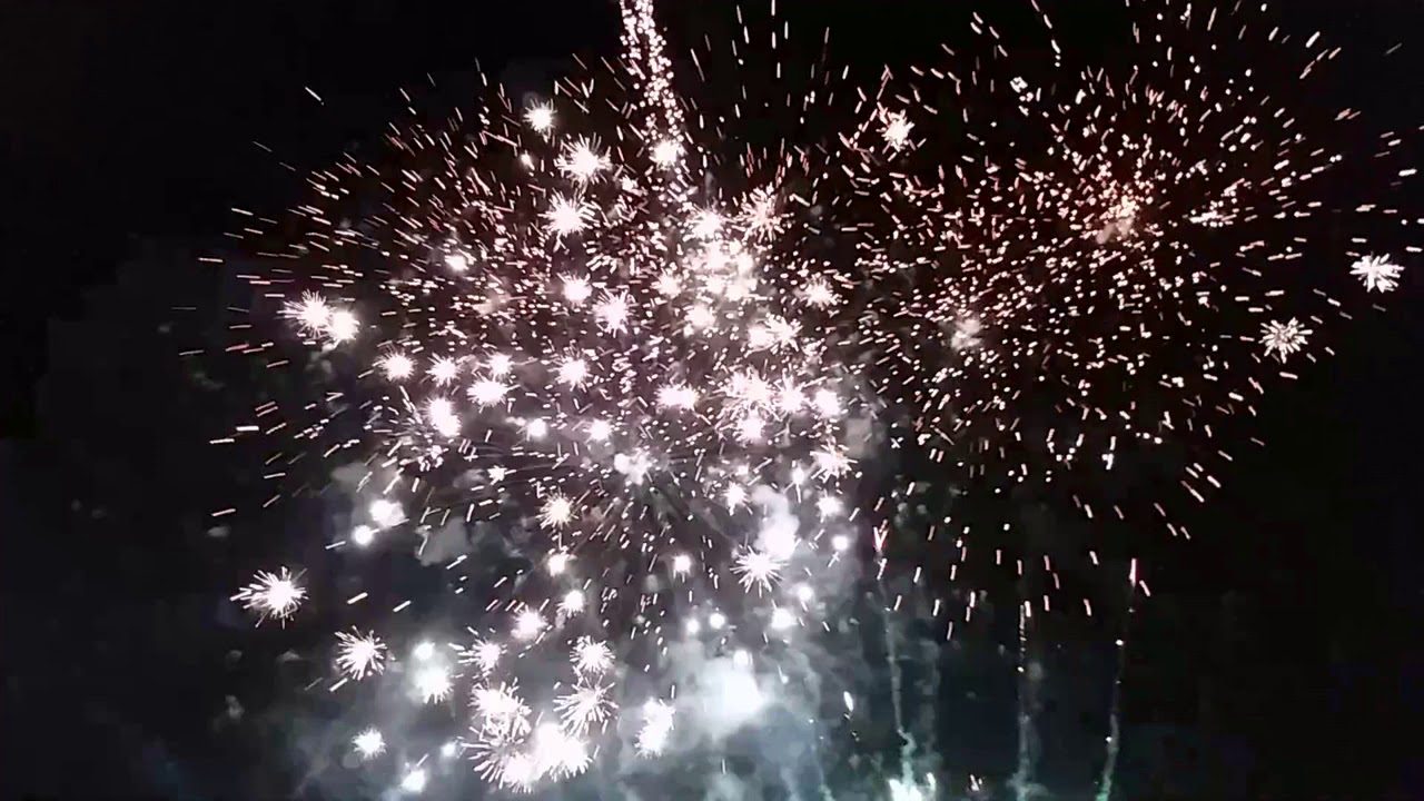 Beautiful Fireworks - YouTube