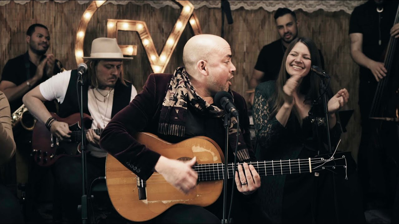 'Marina' - Omar Torrez (Flight Of Voices, Yurt Sessions) - YouTube