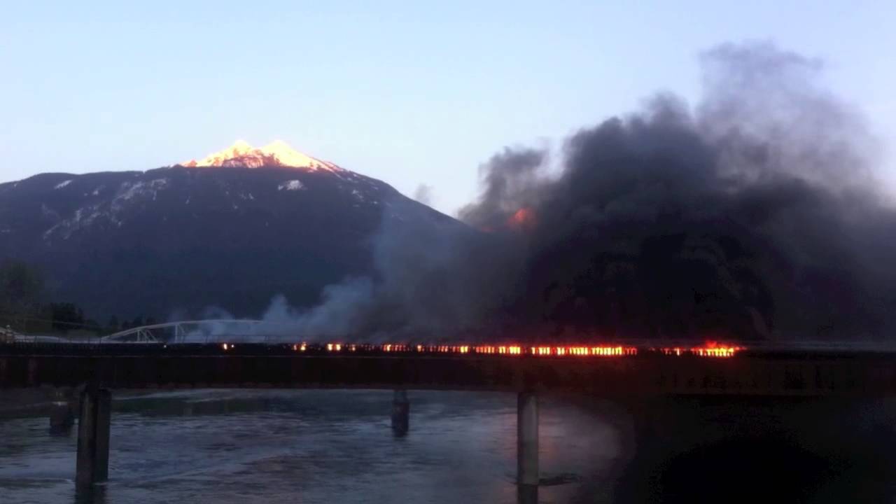 cp rail bridge fire revelstoke raw pt 2 - YouTube