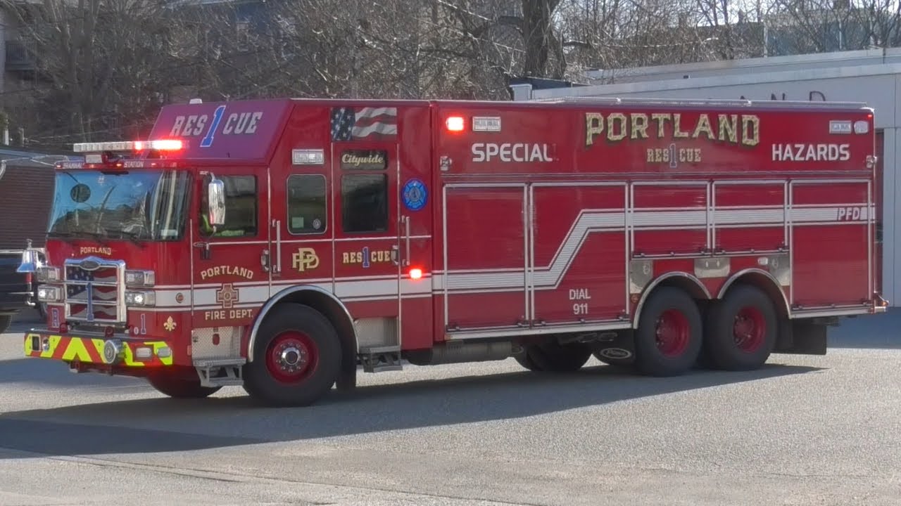 Portland, ME Fire Department Rescue 1 Responding - YouTube