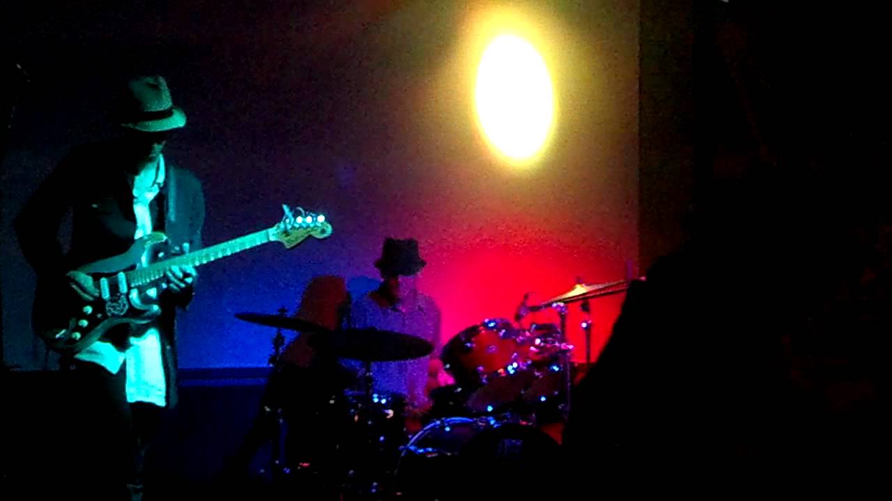 Jesse Cotton Stone Band 2012-09-14_23-35-12_796.mp4 - YouTube