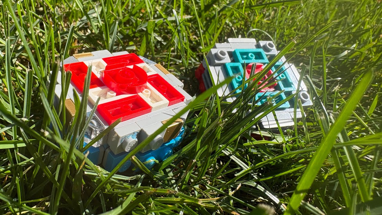 Lego SolEclipse and ClockMirage | Lego Beyblade CX/BX Showcase - YouTube