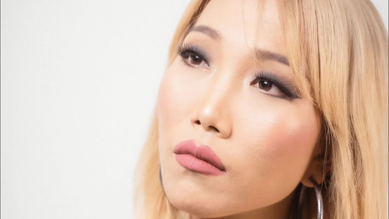 zaii hauchhum bawihtuai lyrics video - YouTube