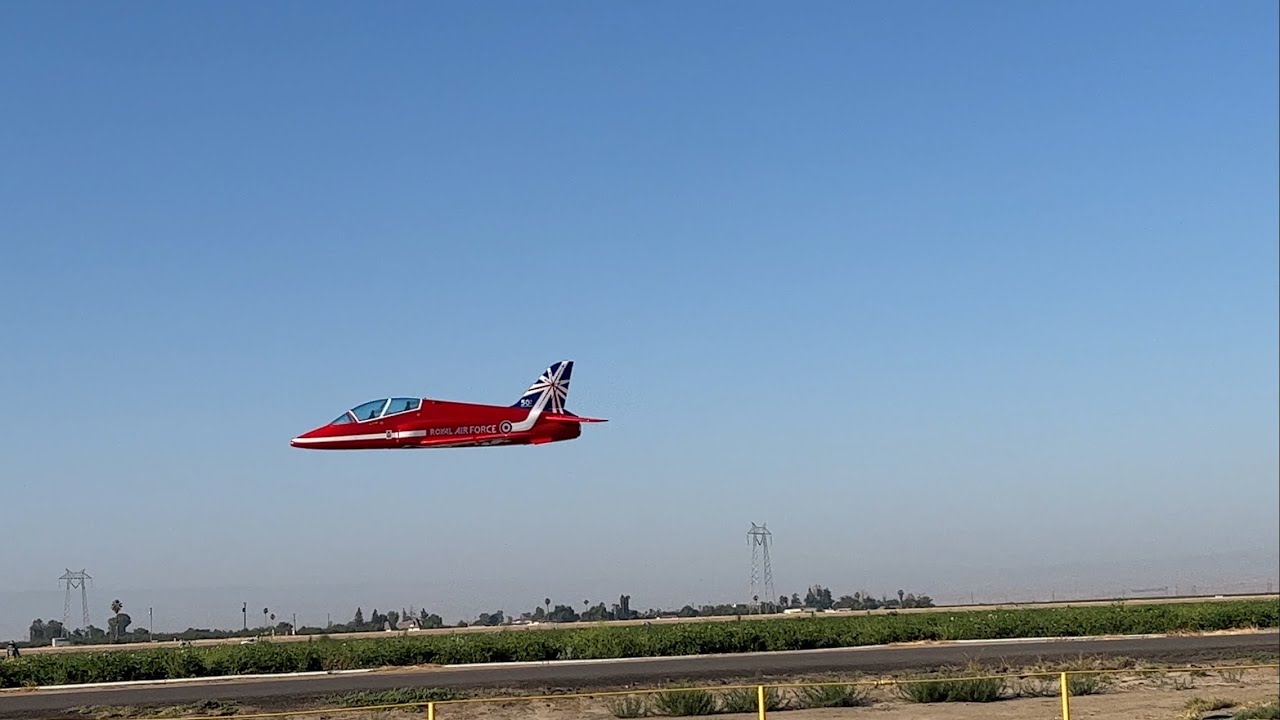 SebArt Mini BAe Hawk 90mm Landing at Rio Bravo Sport Flyers - YouTube