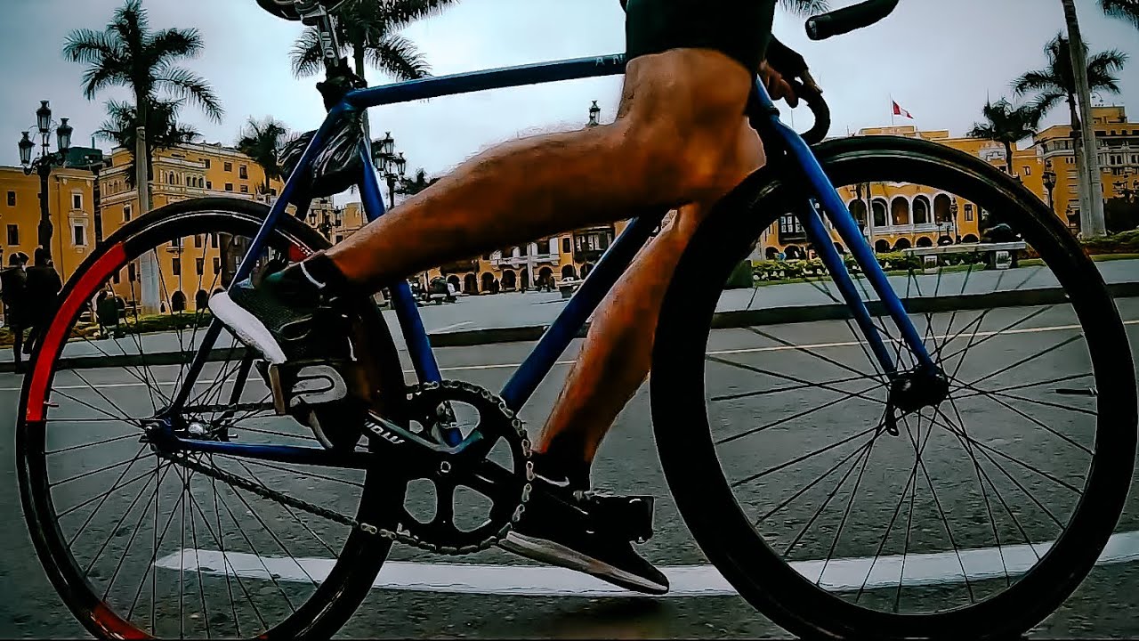 QUÉ ES UNA BICICLETA DE PIÑÓN FIJO / FIXIE - YouTube