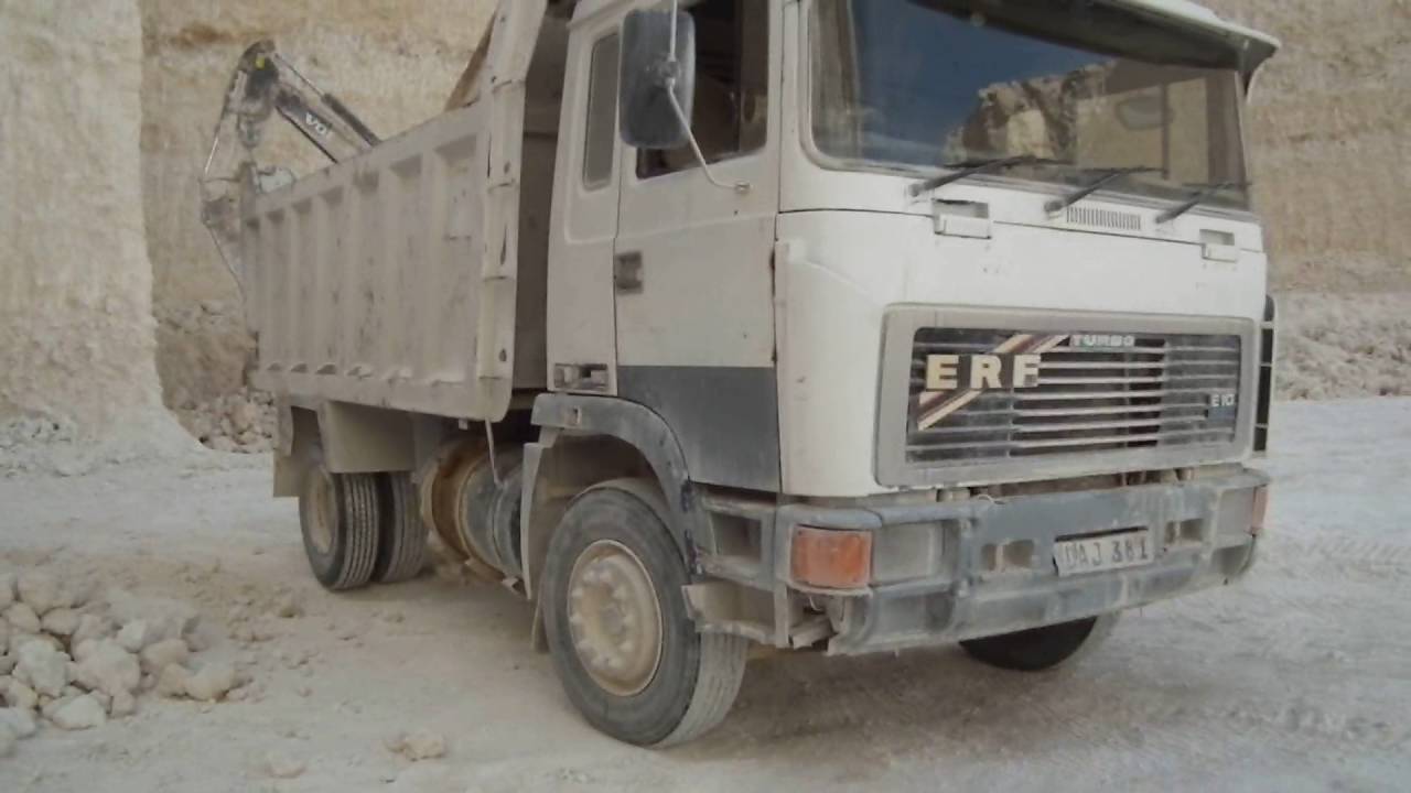 ERF E10 290 - Cummins straight pipe sound #2 - YouTube