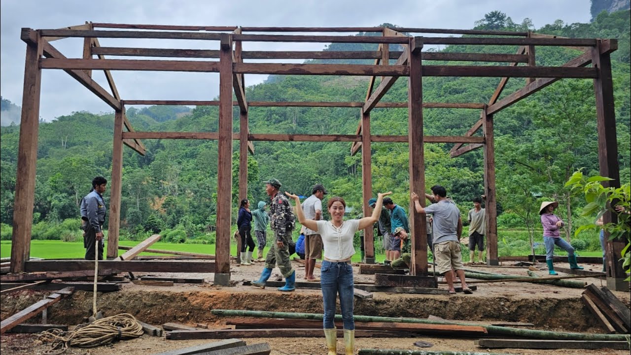 How to build a wooden house, process natural wood into simple wooden ...