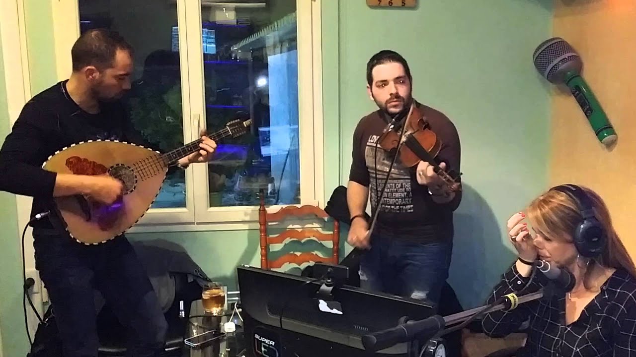 ΟΤΑΝ Ο ΜΑΥΡΟΥΔΗΣ ΕΧΕΙ ΚΕΦΙΑ ΣΤΟ PAREARADIO - YouTube