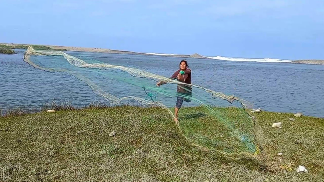 Mira y no Creerás como esta MUJER Lanza la Atarraya | Aprende a Tirar ...