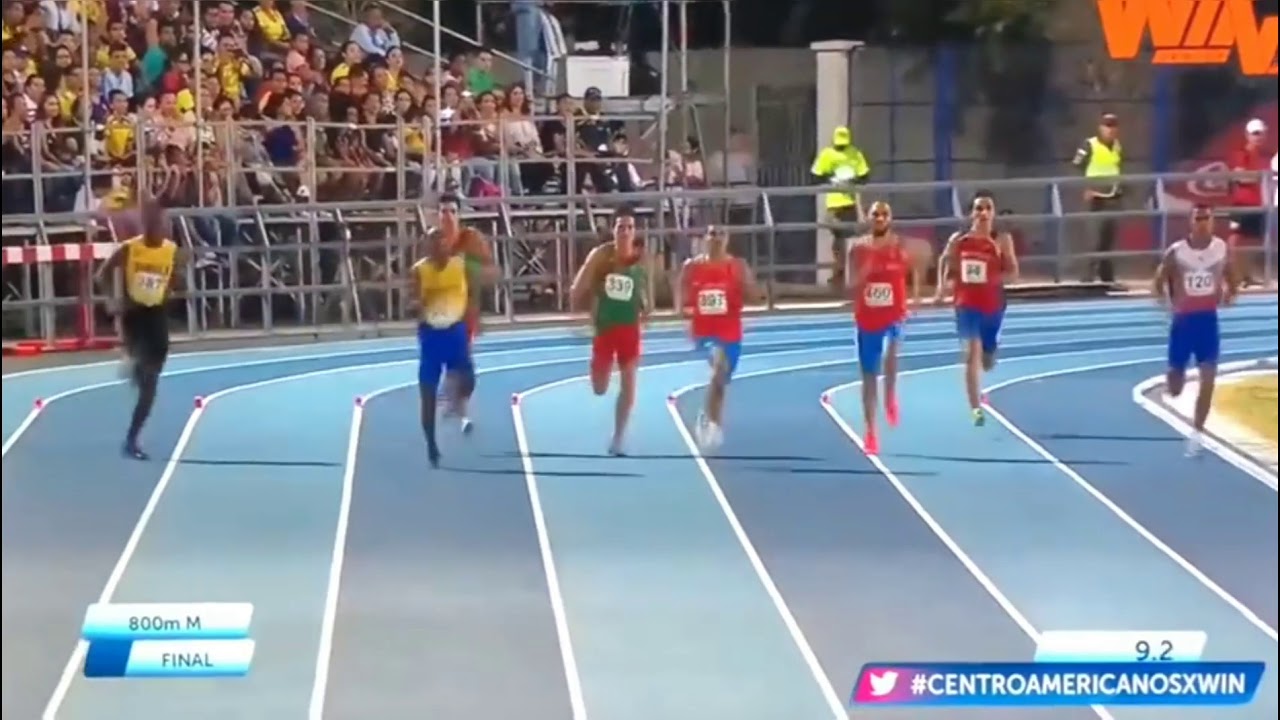 Carrera de 800m o medio fondo - YouTube