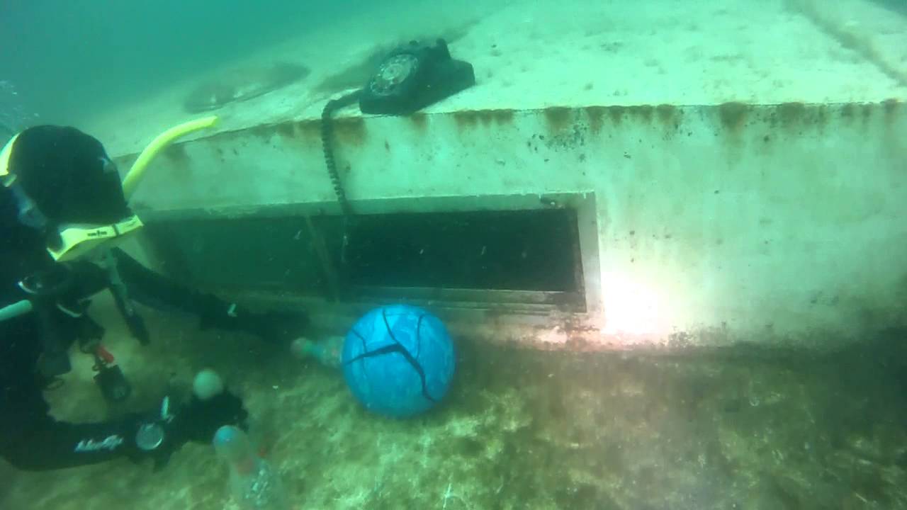 Haigh Quarry with Heartland Scuba dive 5 - YouTube