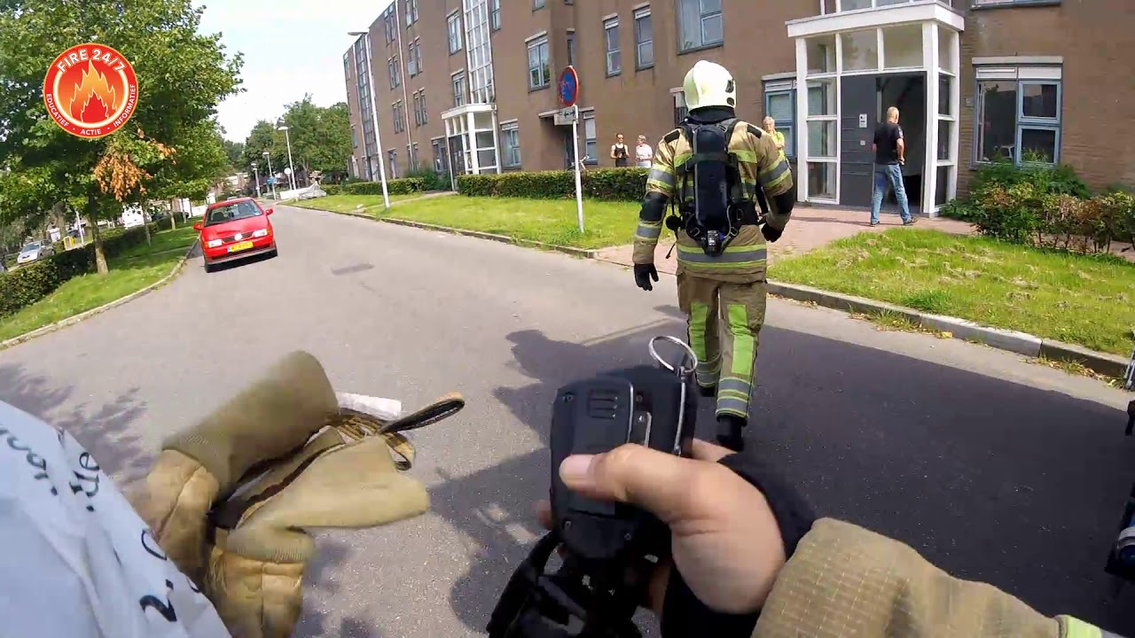 DUTCH FIREFIGHTERS - WONINGBRAND EN NIEMAND THUIS. #50 - YouTube