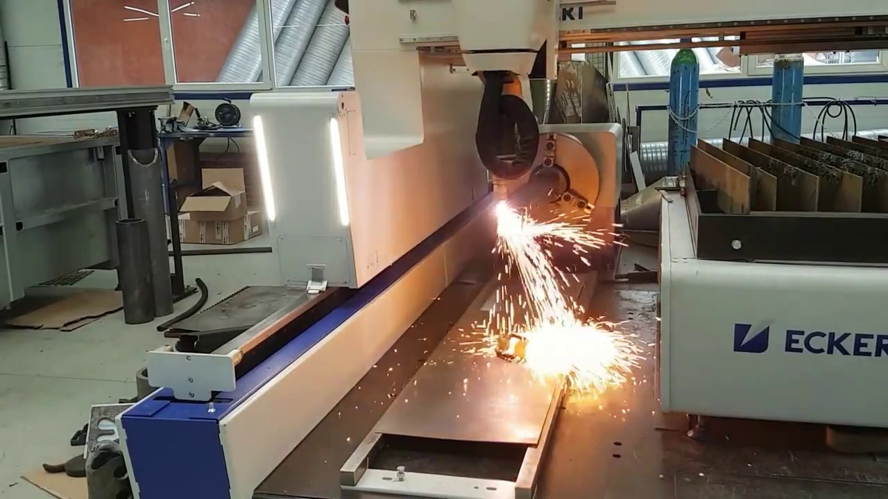 CNC debitare plasma-oxigaz Eckert Onyx profile 3D Vortex - YouTube