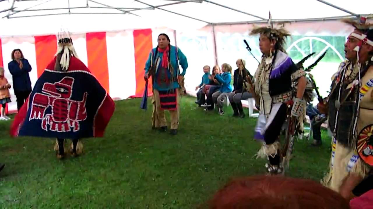 Native American performances @ Indian Inspiration 2010 - YouTube