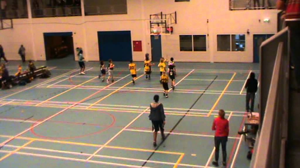 2011-11-26 HBV The Jumpers Mix U10_1 - Flyers Mix U10_2 Periode 3-1 ...